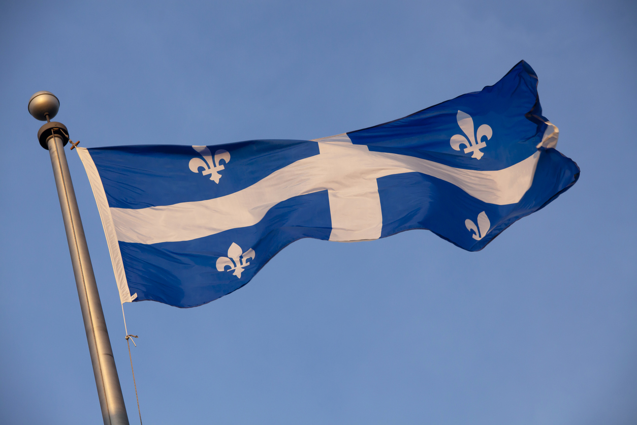 Drapeau Québec politique ISTOCK immobilier pro - Blogue de Via Capitale